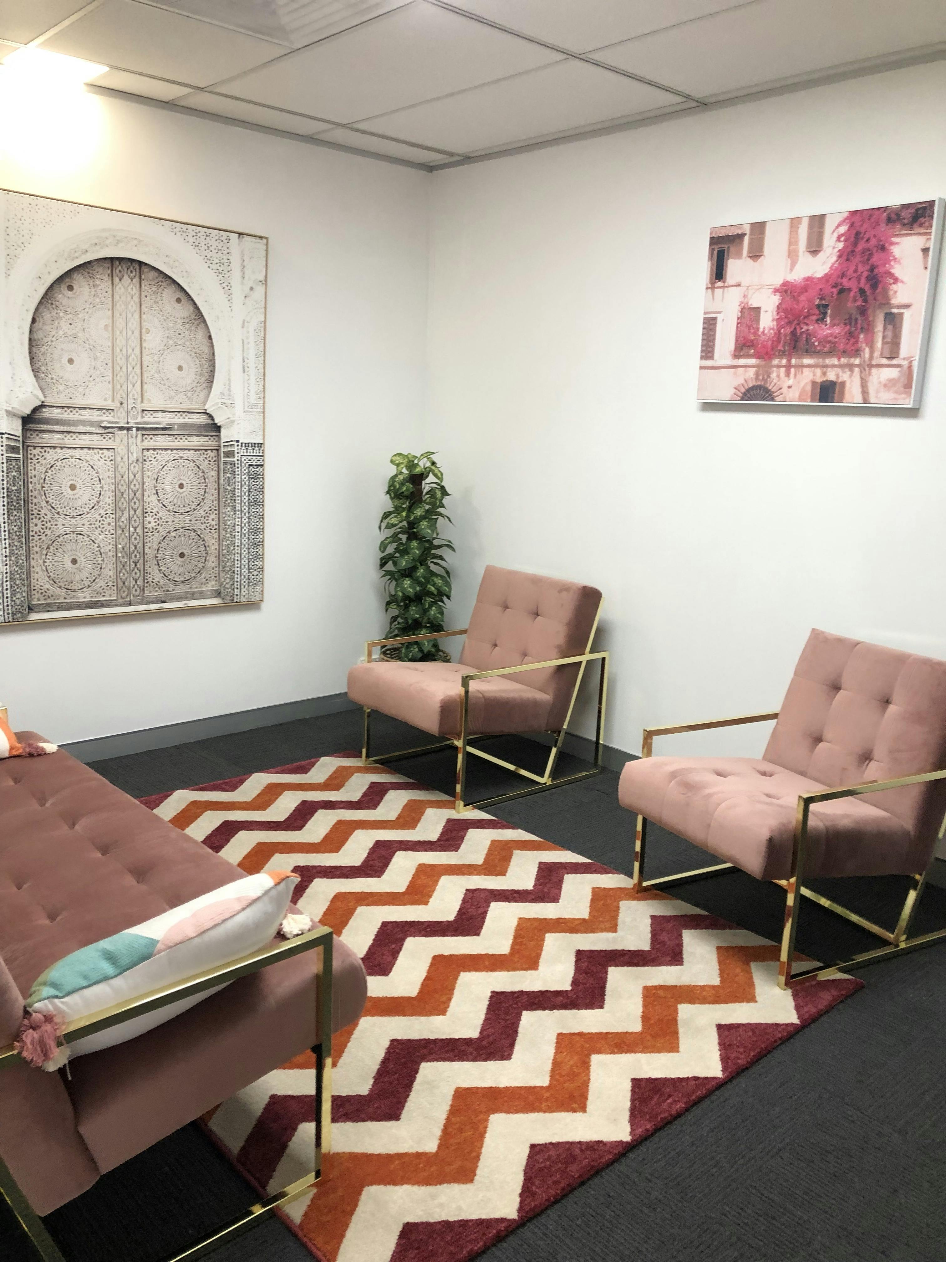 Meeting room at Client meeting space - space #9900 - Spacely